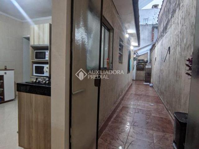 Casa á venda com 2 dormitórios 2 vagas Santa Terezinha SBC