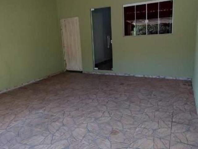 Casa à venda com 2 dormitórios com área de terreno de 125 m²