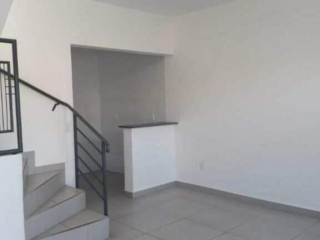 Casa à venda com 2 dormitórios Centro