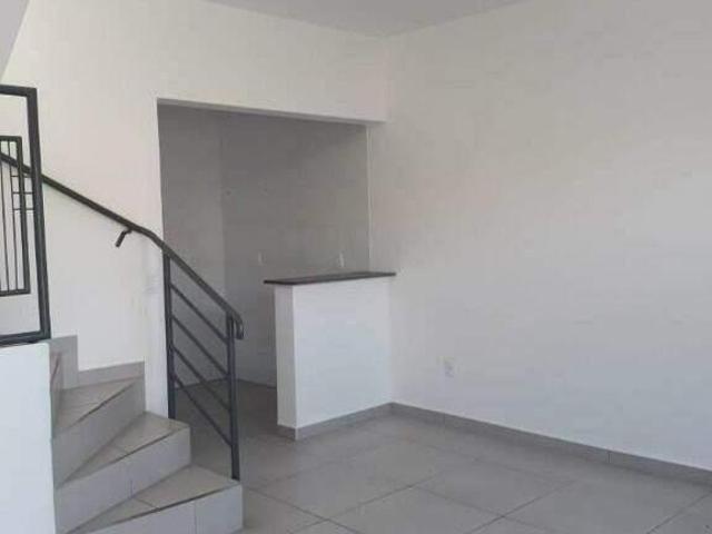 Casa à venda com 2 dormitórios Centro