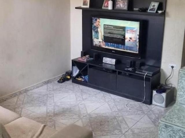 Casa à Venda com 2 Dormitórios e 60 m² Excelente Localização Próxima a Comércios Taboão da Serra