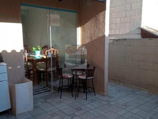 Casa á venda com 2 dormitórios e 2 banheiros, no condomínio Vale Verde em Campinas SP