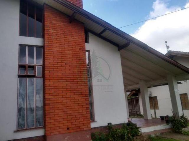 Casa à venda com 2 dormitórios e terreno plano – São Francisco de Paula