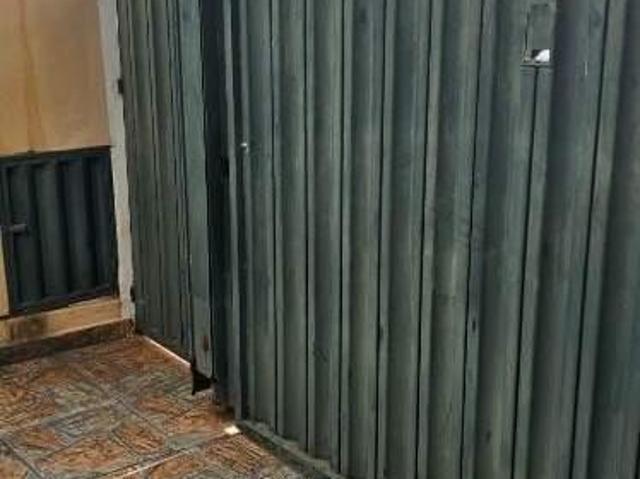 Casa à Venda com 2 Dormitórios e Pomar, excelente oportunidade!