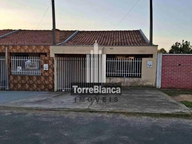 Casa à Venda com 2 Dormitórios, Espaço Integrado e Garagem Coberta