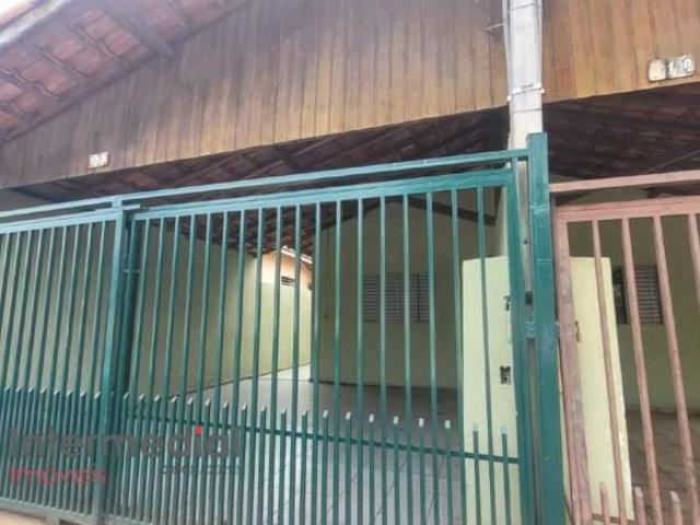 Casa à venda com 2 dormitórios localizado próximo ao Centro de Iperó