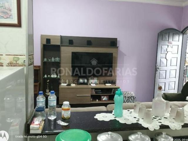 CASA À VENDA COM 2 DORMITÓRIOS, NO GRAJAÚ