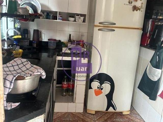 Casa a venda com 2 dormitorios no Jd. Maracana zona sul de Londrina