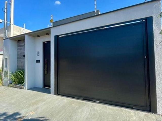 CASA A VENDA COM 2 DORMITÓRIOS NO PARQUE BELLAVILLE