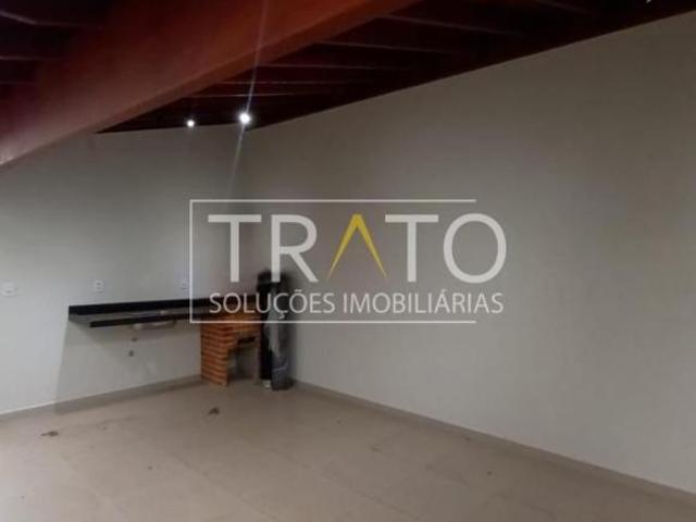 Casa à venda com 2 dormitórios sendo 1 suíte