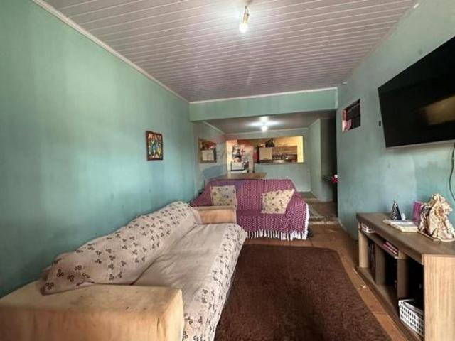 Casa á venda com 2 kits 4 Quartos localizada na QNL 15 conjunto D, Taguatinga Norte