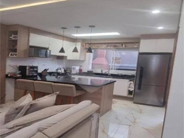Casa à venda com 2 suítes no condomínio Residencial Pedro Julio, Mogi das Cruzes