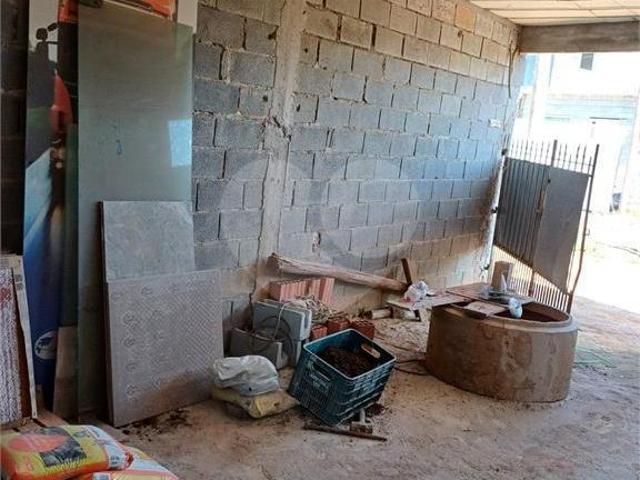 Casa à venda com 2 suítes no condomínio Ricieri, Mogi das Cruzes