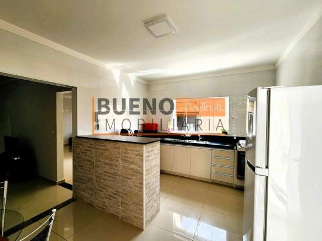 Casa à venda com 2 suítes, Residencial Furlan, Santa Bárbara D&apos Oeste, SP