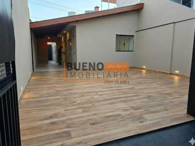 Casa à venda com 2 quartos, 4 vagas, Conjunto Habitacional dos Trabalhadores, Santa Bárbara D&apos Oeste