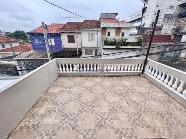 Casa à venda, com 2 quartos, 1 suíte, 2 vagas, na Saúde