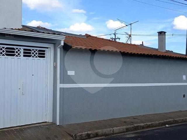 Casa à venda com 2 quartos em Vila Brasília, São Carlos