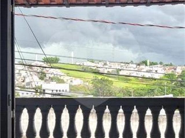 Casa térrea com 2 dormitórios na Vila da Prata