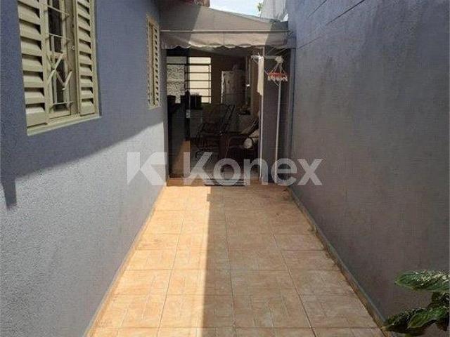 Casa à venda com 2 quartos em Jardim Eloísa, Leme