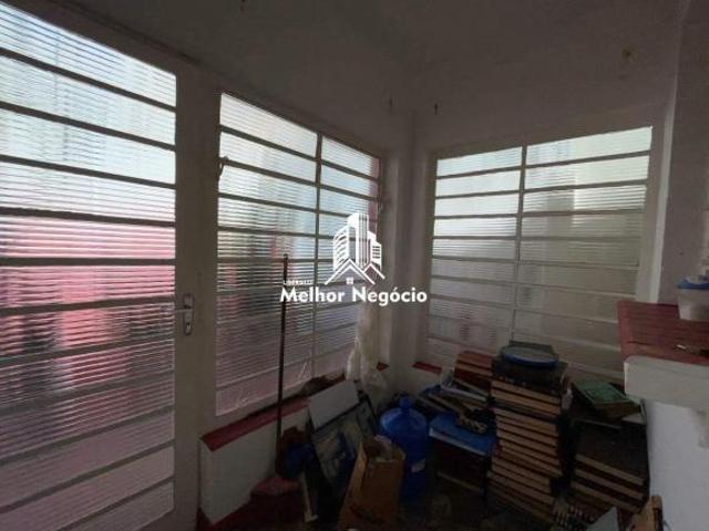 Casa à venda com 2 quartos, localizado no bairro Vila industrial Campinas SP. Aceita financiamento e