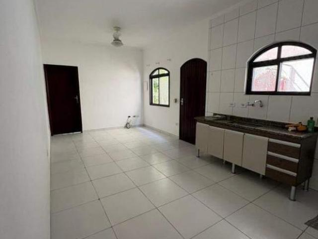 Casa a venda com 2 dormitórios sendo 1 suite no Corumbá, Itanhaém