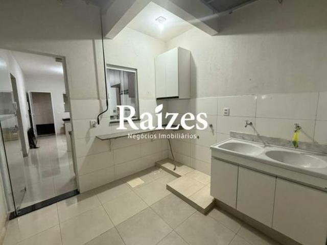 Casa À Venda com 2 Quartos no Bairro Bem Viver Novo Mundo em Uberlândia