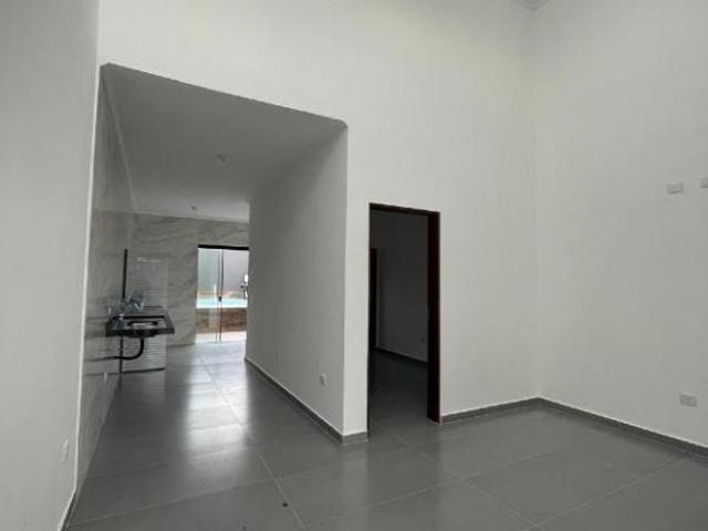 Casa à venda com 2 quartos no bairro Gaivota Praia