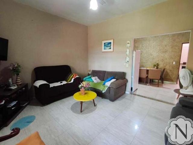 Casa à venda com 2 quartos no bairro Suarão