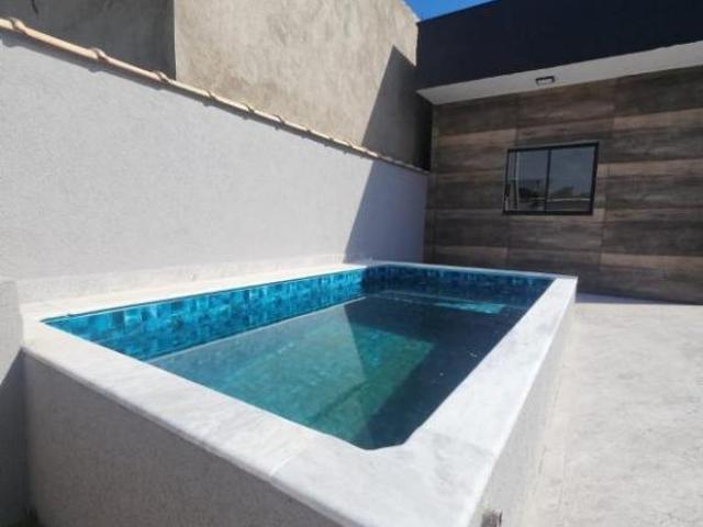 Casa à venda com 2 quartos no bairro Tropical