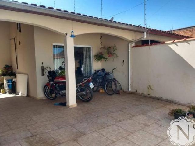 Casa à venda com 2 quartos no bairro Tupy