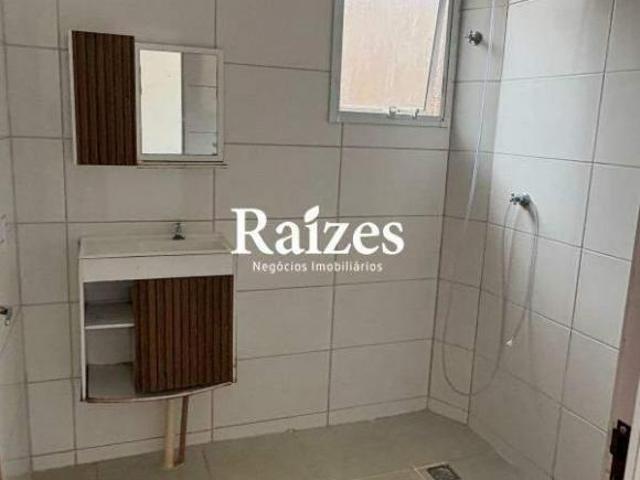 Casa à venda com 2 quartos no Mansour III, Uberlândia – 47m² internos, 200m² de terreno