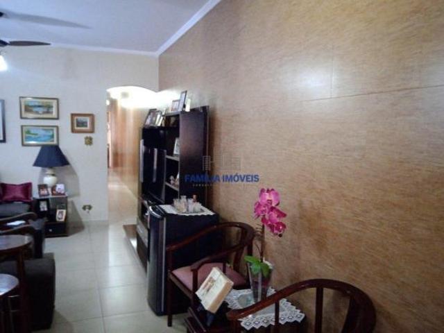 Casa à venda com 2 quartos no Marapé em SantosSP