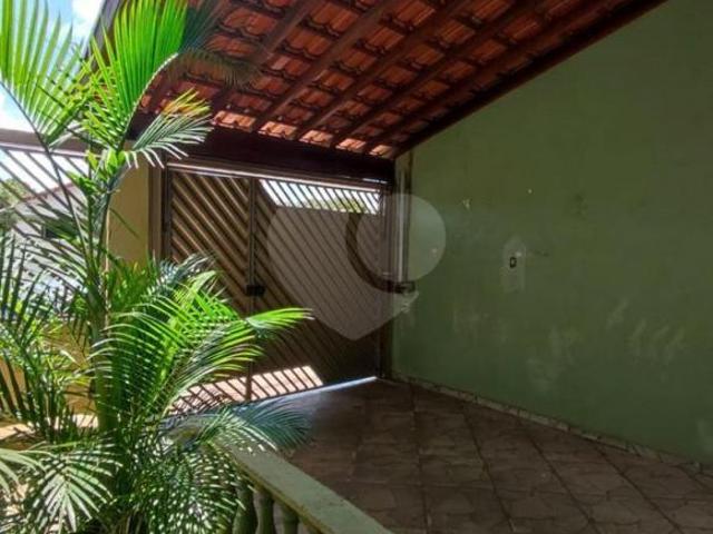 Casa à venda com 2 quartos, sendo 1 suíte, em Morada Dos Deuses, São Carlos