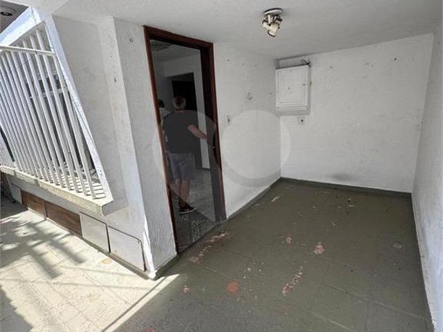 Casa à venda com 2 quartos, sendo 1 suíte, em Vila Augusta, Guarulhos