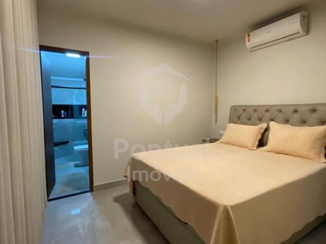 Casa à venda, com 2 quartos sendo 1 suíte, Jardim Holanda, UBERLANDIA MG