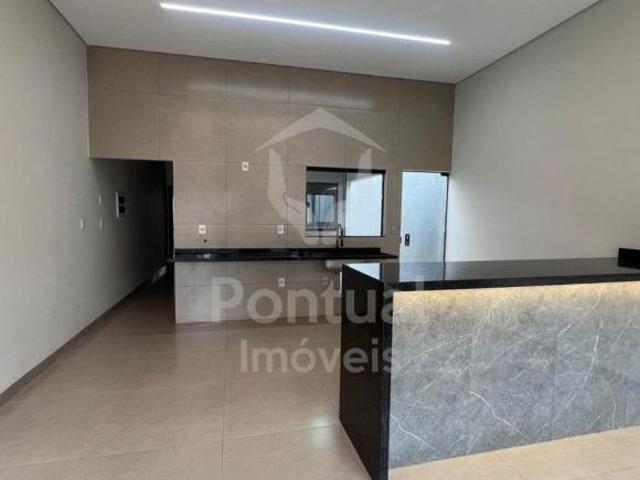 Casa à venda, com 2 Quartos sendo 1 suite, Laranjeiras, UBERLANDIA MG