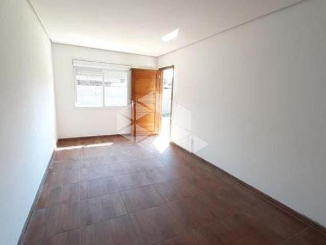 Casa à venda, com 2 quartos/dormitórios, 1 vaga/box, no bairro Ponta Grossa, Zon