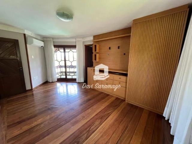 Casa à venda com 350m², 3 quartos e 4 vagas