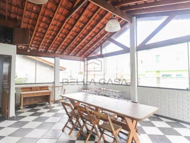 Casa à venda com 360m², 4 quartos e 6 vagas