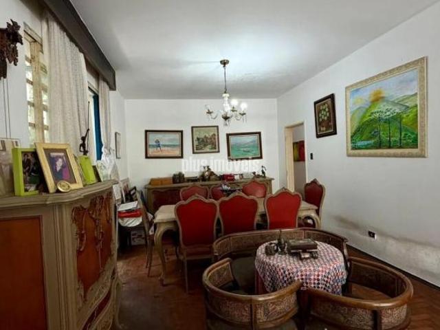 Casa à venda com 380m², 3 quartos e 6 vagas Butanta
