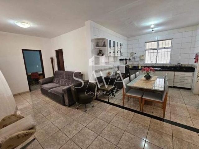 Casa à venda com 395,72 m² no Buritis