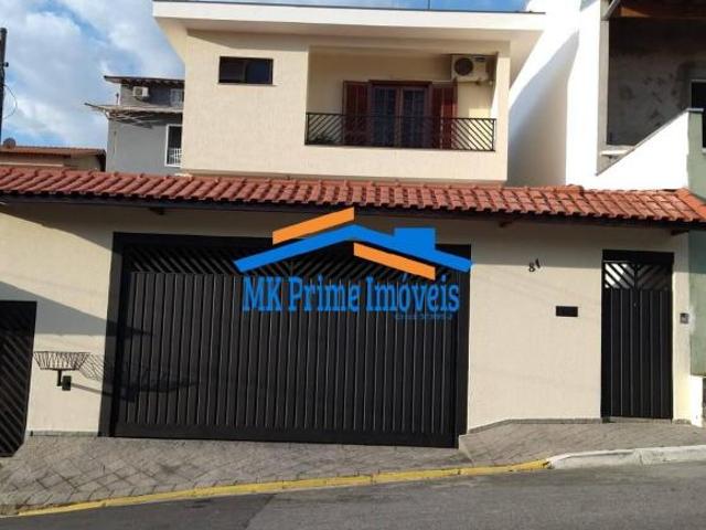 Casa à Venda, com 310m², 04 Quartos, sendo 01 Suíte ADALGISA