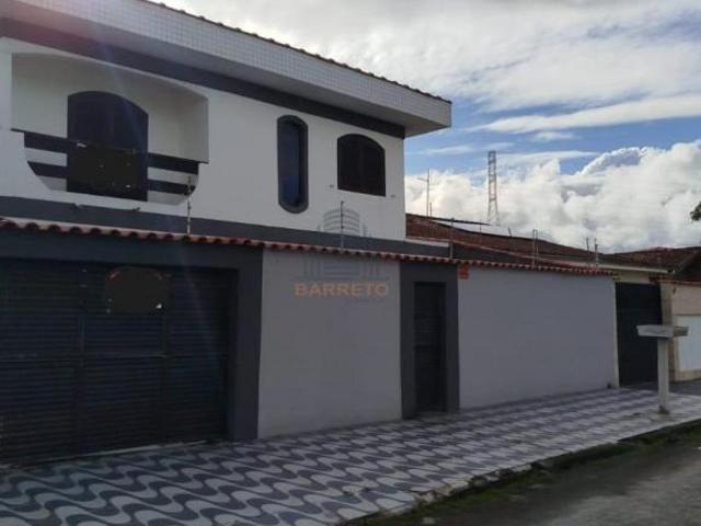 CASA Á VENDA COM 3 DORM. 2 SUIT, PISCINA NO JD MOSTEIRO