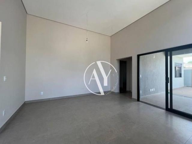 Casa à venda com 3 dormitórios, 169m² por R$ 1.680.100 Condomínio Colline Di Parma Valinhos/SP