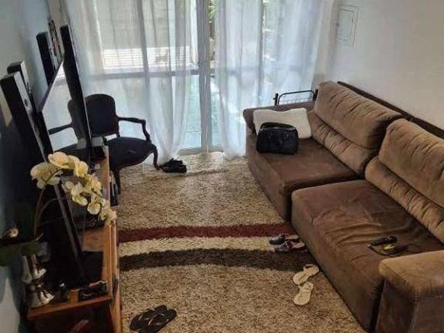 Casa à venda com 3 dormitórios 1 suíte, varanda e quintal Jardim América Taboão da Serra