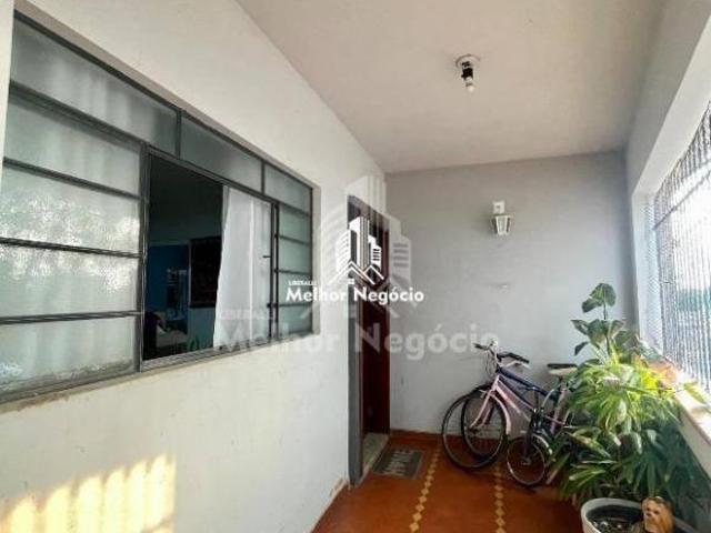 Casa à venda com 3 dormitórios 1 suíte no bairro Paulicéia em Piracicaba