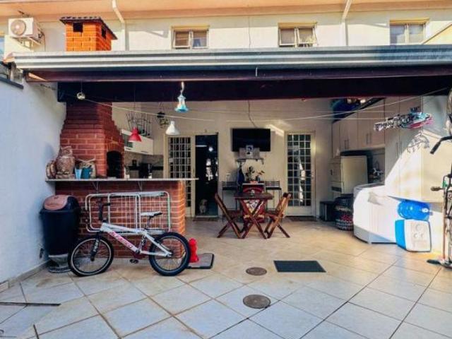 Casa à venda com 3 dormitórios, churrasqueira e 82m² no Villa Flora de Sumaré