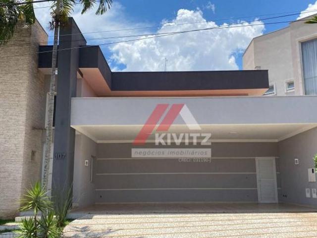 Casa à Venda com 3 dormitórios à venda, 340 m² por R$ 1.850.000 Loteamento Industrial Machadinho