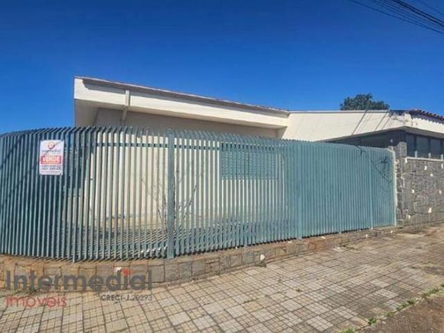 Casa à venda com 3 dormitórios Bairro Jardim Esplanada