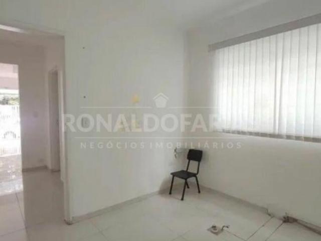 Casa a Venda com 3 Dormitórios e 2 Vagas no Morumbi